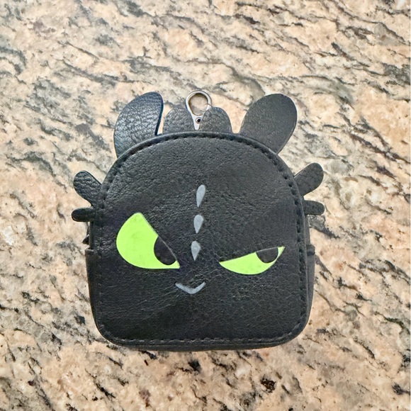 Universal | Accessories | Toothless Bag Charm Clip Universal Studios ...
